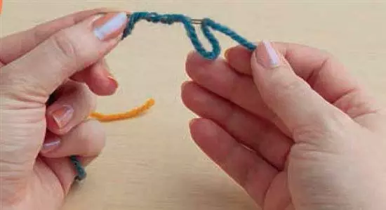 ரஷியன் இணைப்பில் எப்படி crochet செய்வது என்பதை அறிக