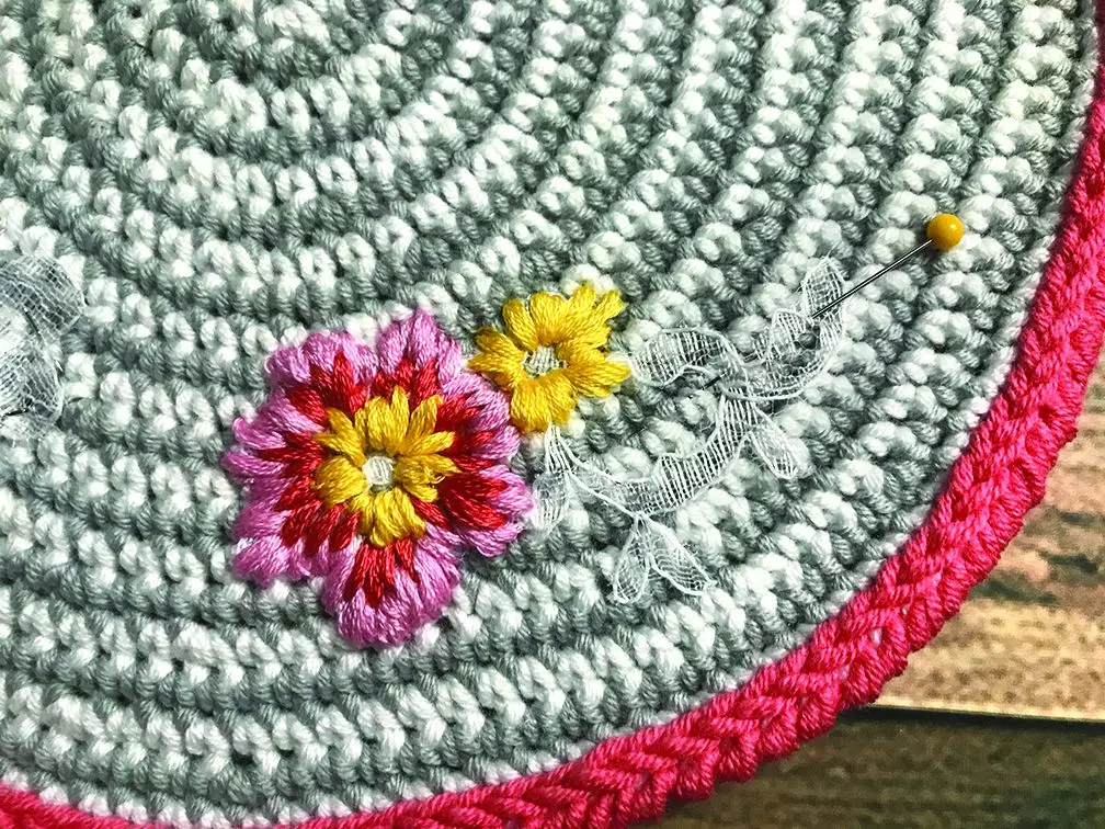 jinsi ya kutumia lace kudarizi kwenye crochet