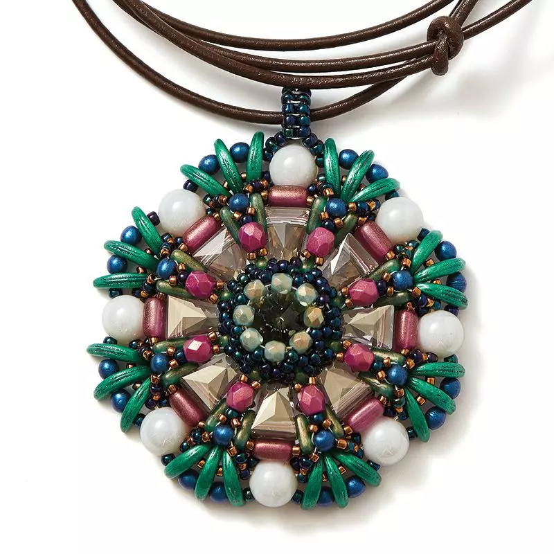 Isi okwu Mandala Pendant