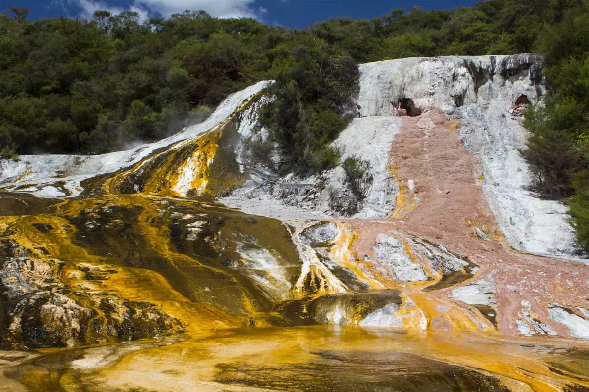 Orakei Korako Emerald Terrace - nije dragi kamen!