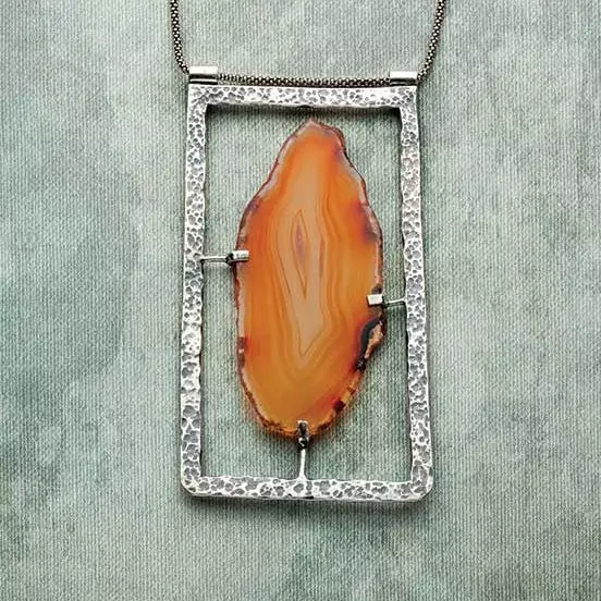 Sertissage de pierre unique : photo dans un cadre en agate pendentif par Erica Stice