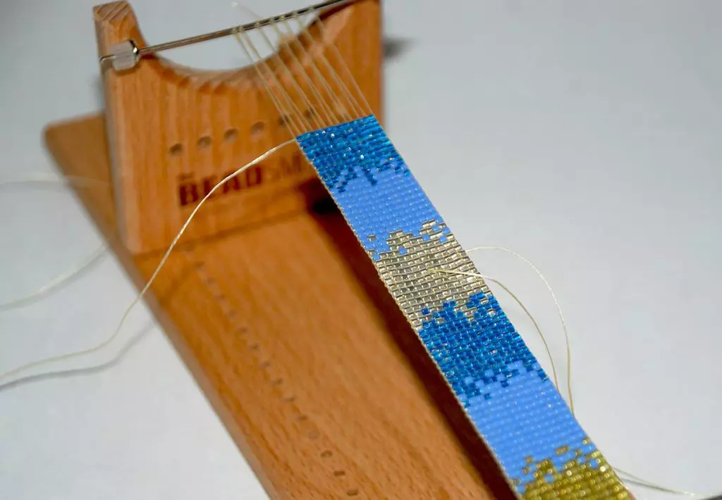 Beading Loom, projecte gratuït de teixit de perles de Tammy Honaman