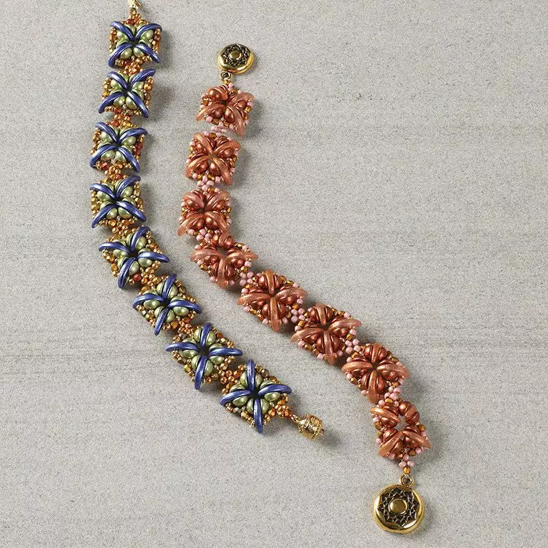 來自 Beadwork 的 Kim Leahy 的茶杯和羊角麵包 2020 年 8 月/9 月