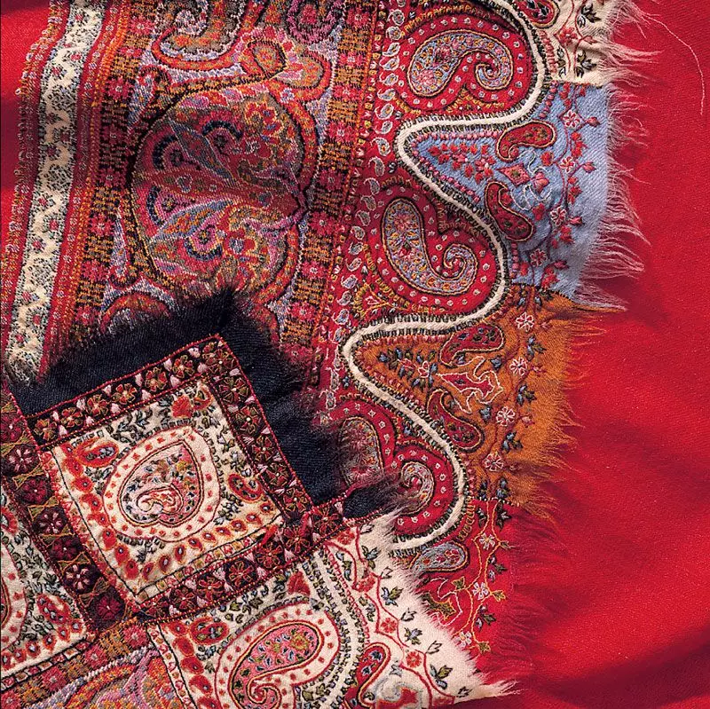 Kaéndahan anu teu aya bandingana tina Paisley Shawls 17197_1