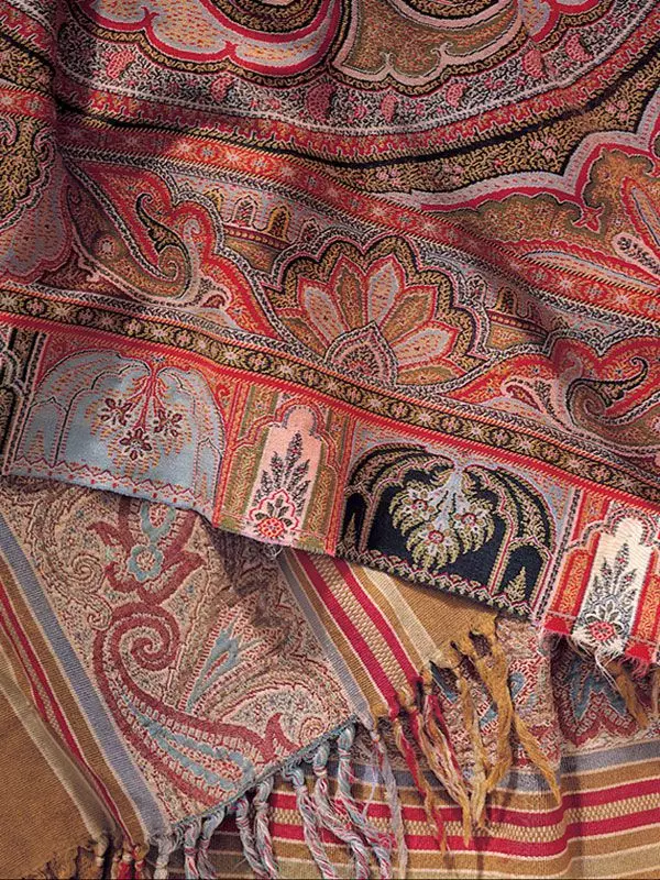 De ongeëvenaarde skientme fan Paisley Shawls 17197_4