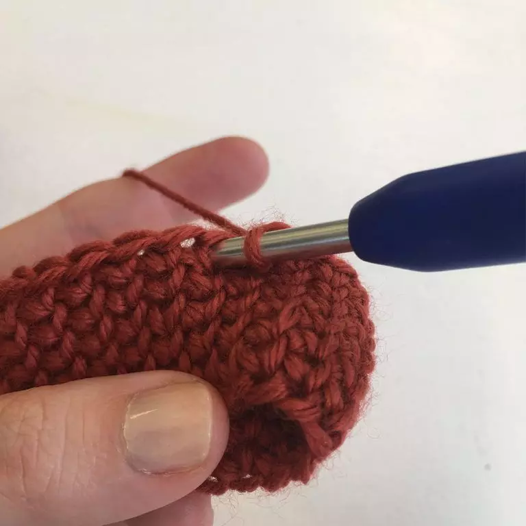 5 Petua untuk Mengerjakan Corak Sweater Crochet Lembut!