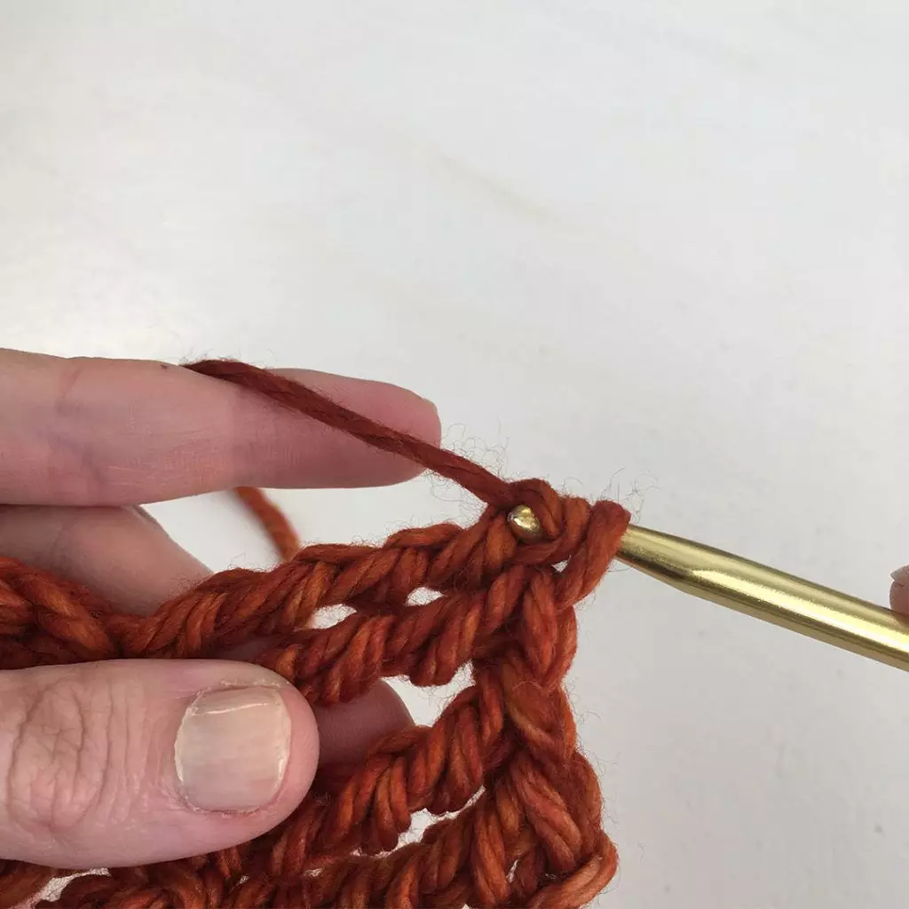 Uma melodia de costura: como fazer crochê triplo triplo 18831_4