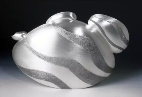 Rockpot Argentium sterling ọlaọcha teapot sitere na Cynthia Eid