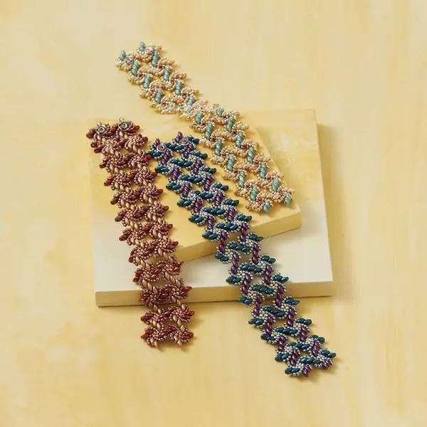 IiFavorite zabahleli ezivela kwiBeadwork Magazine 2017 22906_31