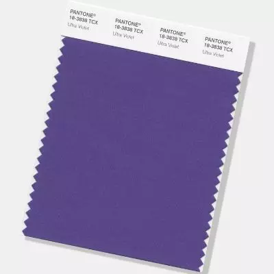 Ultra Violetta Örgü Yapmak: Yılın Pantone Rengiyle Oynamak 23220_1