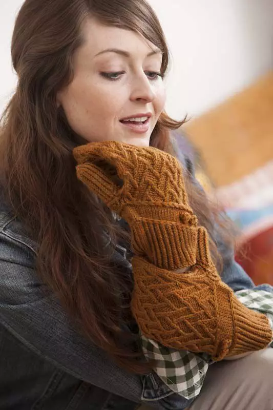 Gretels Mittens Perfect One Skein Knitted Gifts سے دینے کے لیے