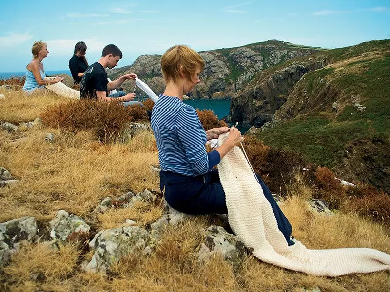 Skoðaðu hljóðheim prjóna með Knitsonik