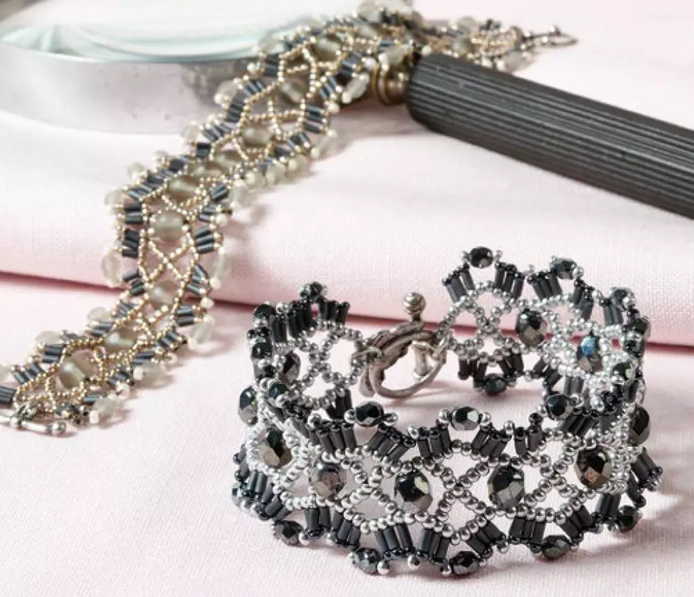 motifs de perles, perles de clairon, couture avec des perles en forme: 10 projets de perles à faire avec des perles de clairon, dentelle en étain, Smadar Grossman