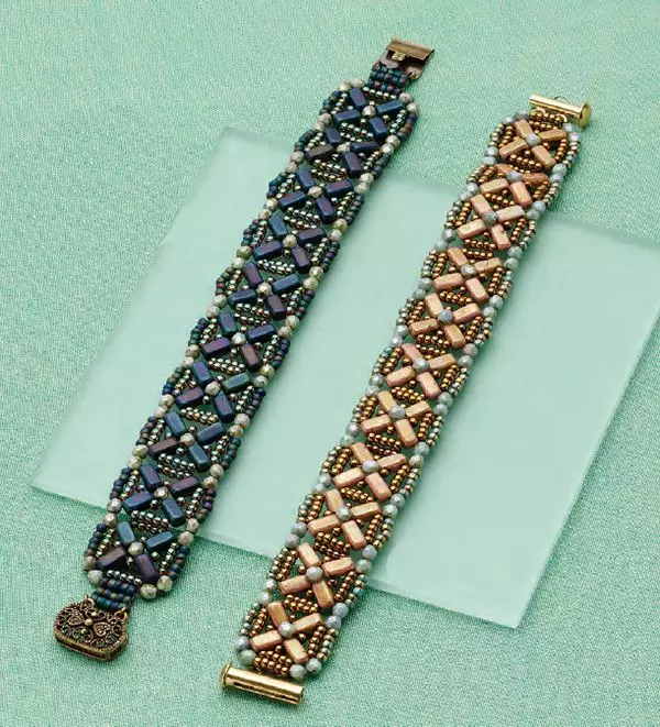 Crocetta-armband fan Carole Ohl. Foarmige kralen, Favorite Bead Stitches Beadwork issue