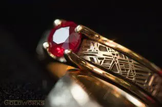 Himamata ang Gemstone: Rubies - Unsay Hinungdan sa Kolor?