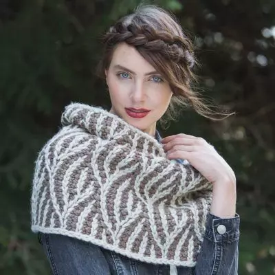 Fable Cowl Tunesian Crochet Kit: Fäerdeg, an ech kann et nach ëmmer net erofsetzen