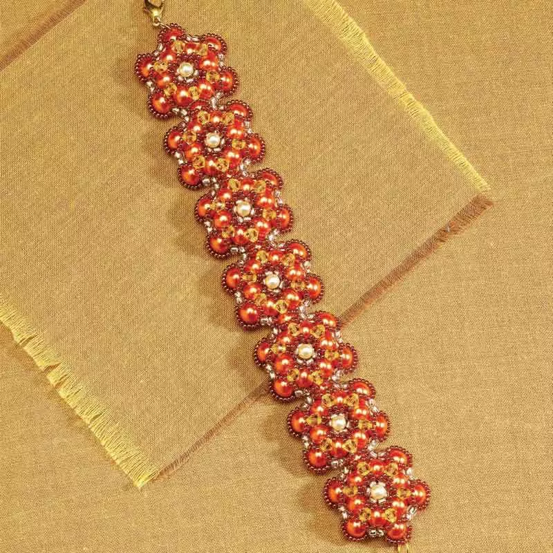 5 ka bituon nga koleksyon sa pattern, Saffron Blooms beading pattern