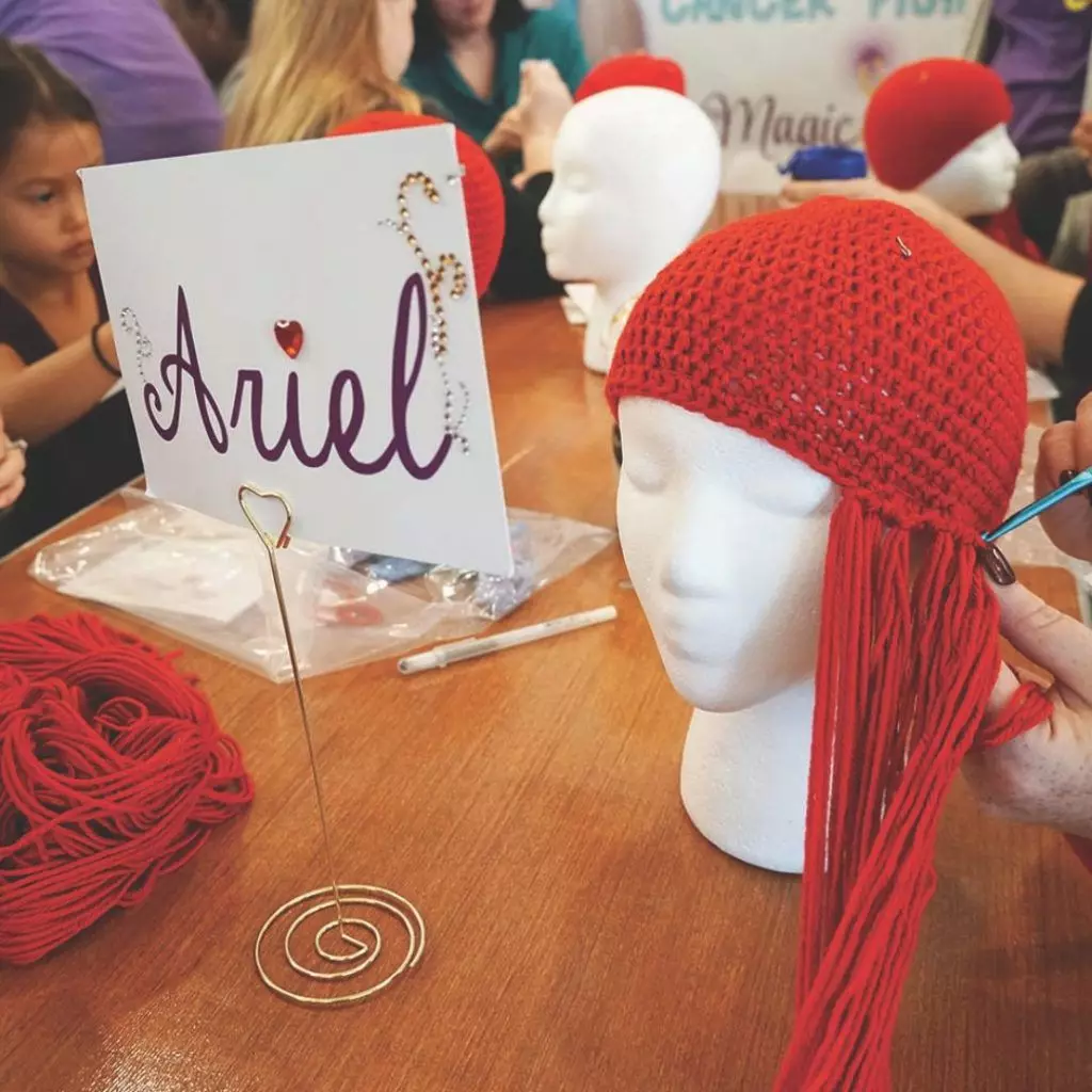 Magic Yarn Project Charity na szydełku na dobrą szydełkową perukę dla dzieci