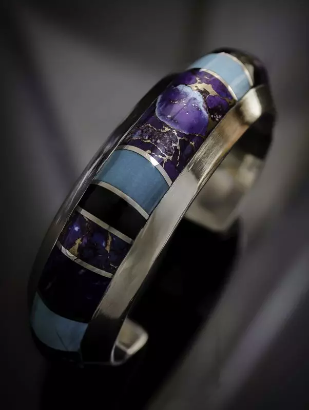 cuff ta Peggy Houchin, gemstone inlay artist artist