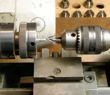 金属加工教程：比尔·弗雷茨 (Bill Fretz) 的《如何制作锤制金属丝袖口》