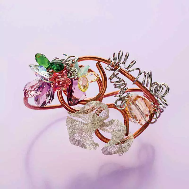 Projektna kolekcija Sparkling Jewelry Making Ideas ispunjena dizajnom izrade kristalnog nakita