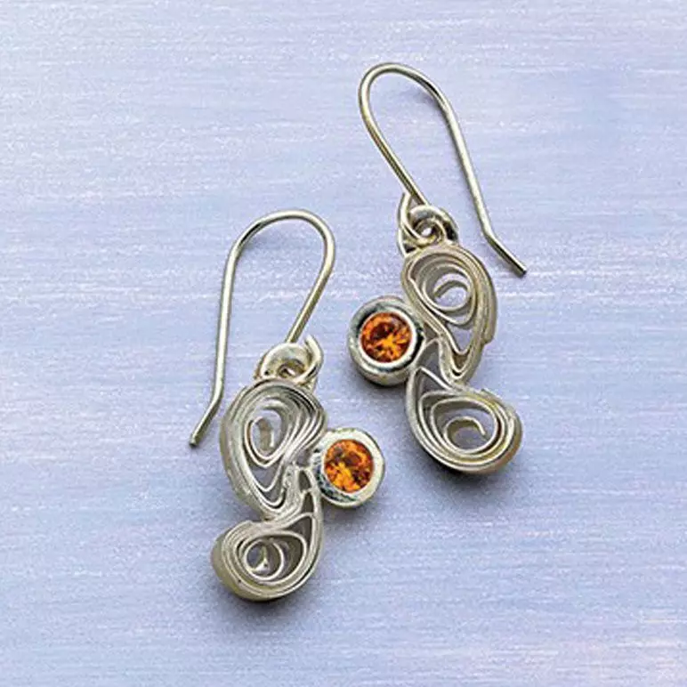 mingde media sieraden: quilled earrings