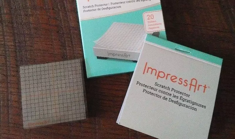 metalen stamping produkten: Impress Art syn Scratch Protector sticker sheets beskermje de efterkant fan jo blanks.