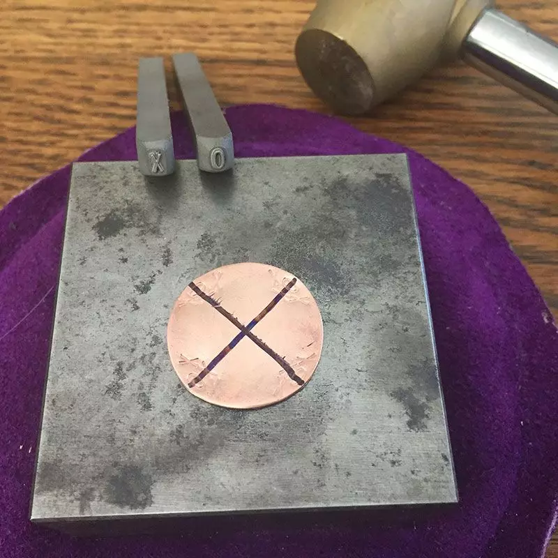 Metal Stamping: Kreativ Mandalas Made with Alphabet Timbers