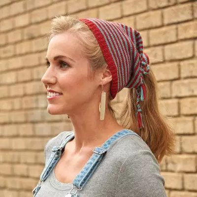 Lizas saraksts: 7 peeps Who Rock the Ponytail Hat