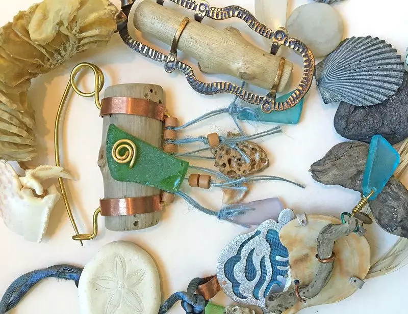 Helen Driggs metaalsmidklasse Bead Fest strandskut seeglas juweliersware maak