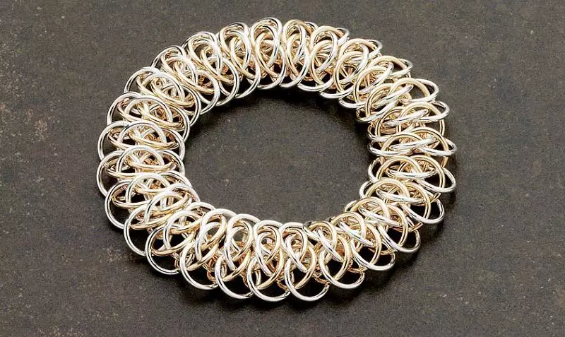 chain maille jewelry: Karen Karon의 Mixed-Metal Claspless Viperscale Bracelet