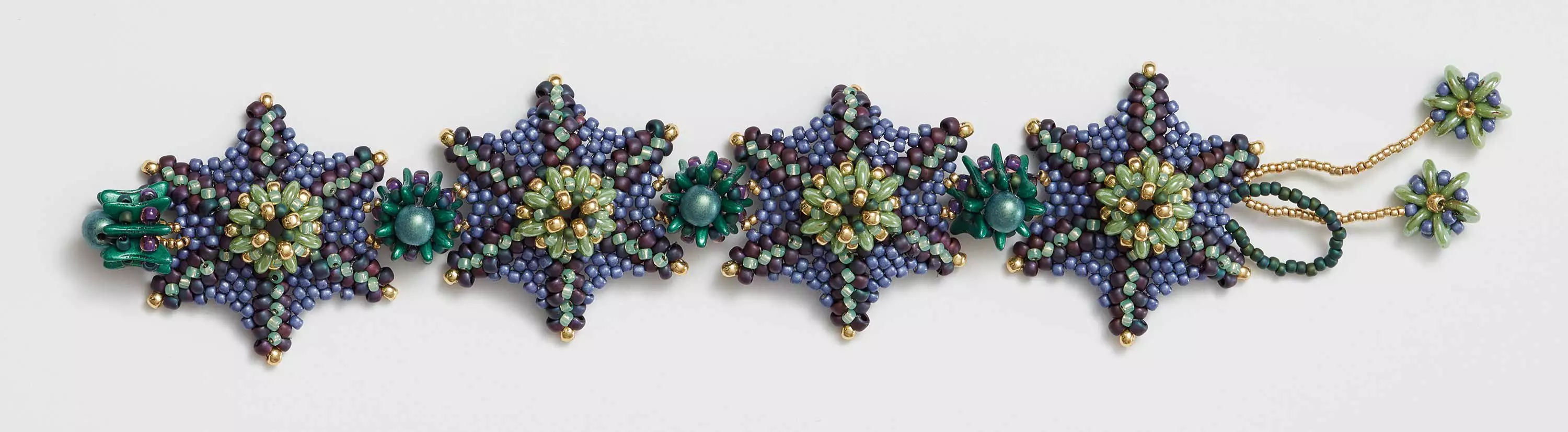 Informacje o alternatywnej kolorystyce Beadwork w projekcie Aral Sea Project Agnieszki Watts